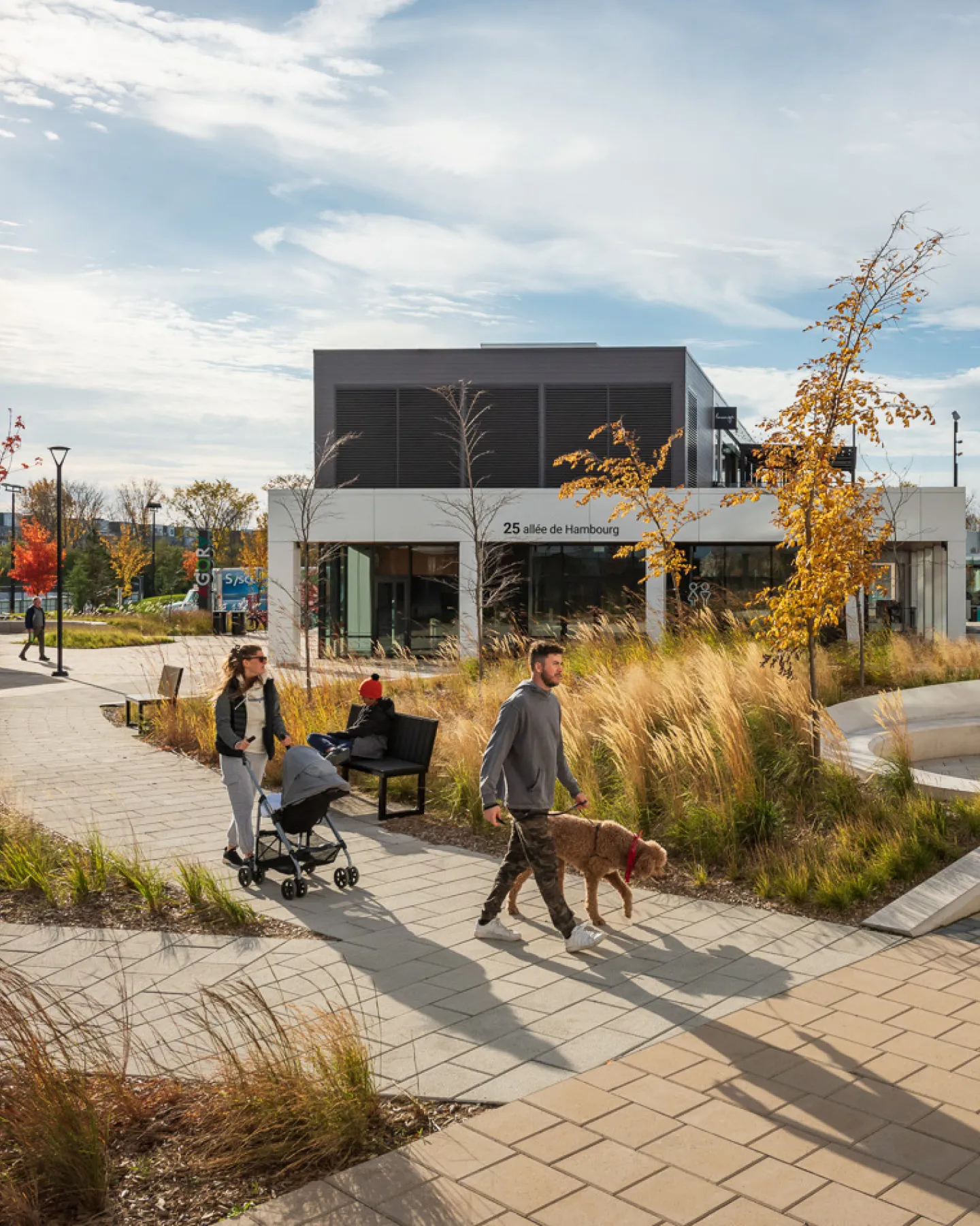 210 Cluster Seating - Maglin