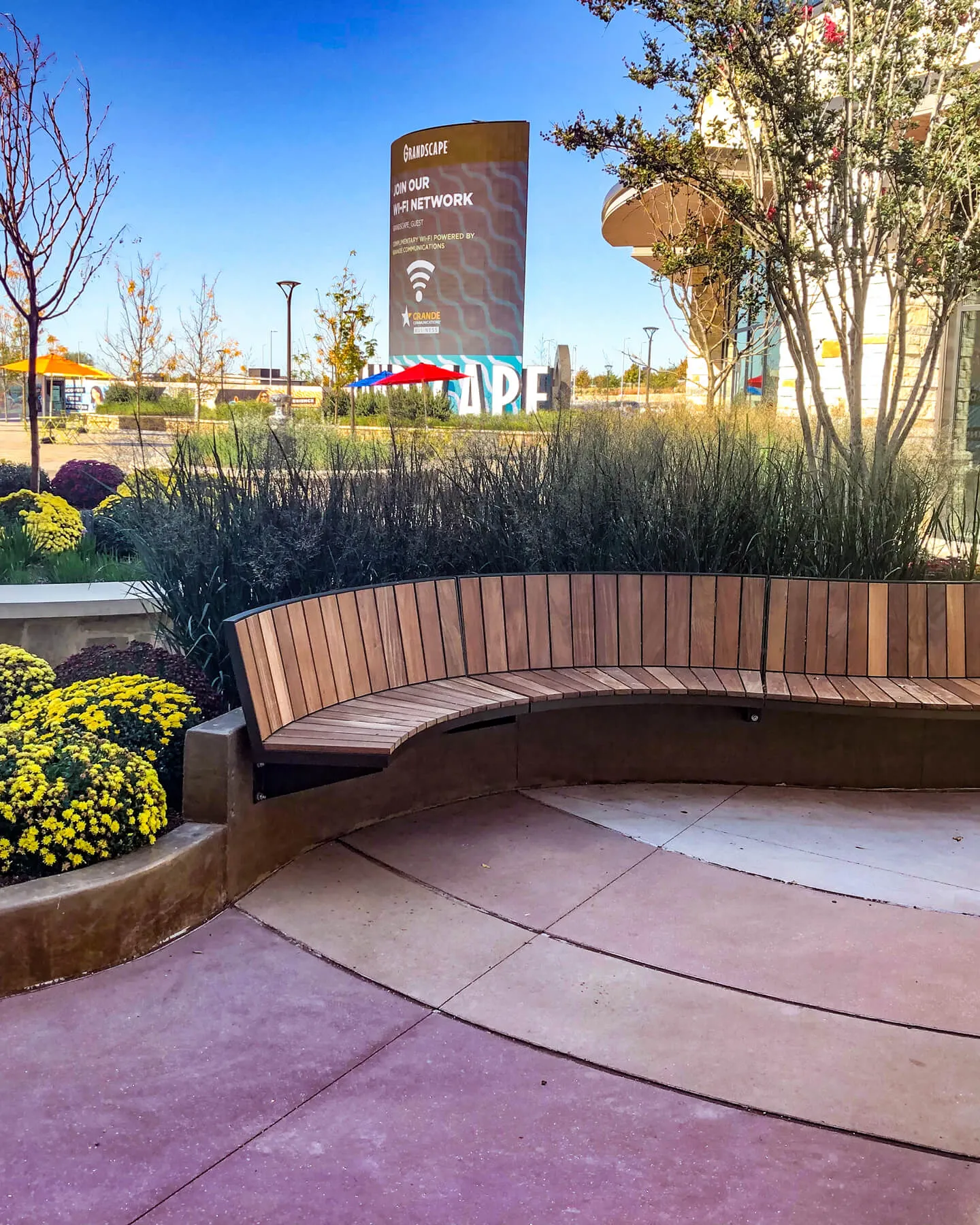 210 Cluster Seating - Maglin