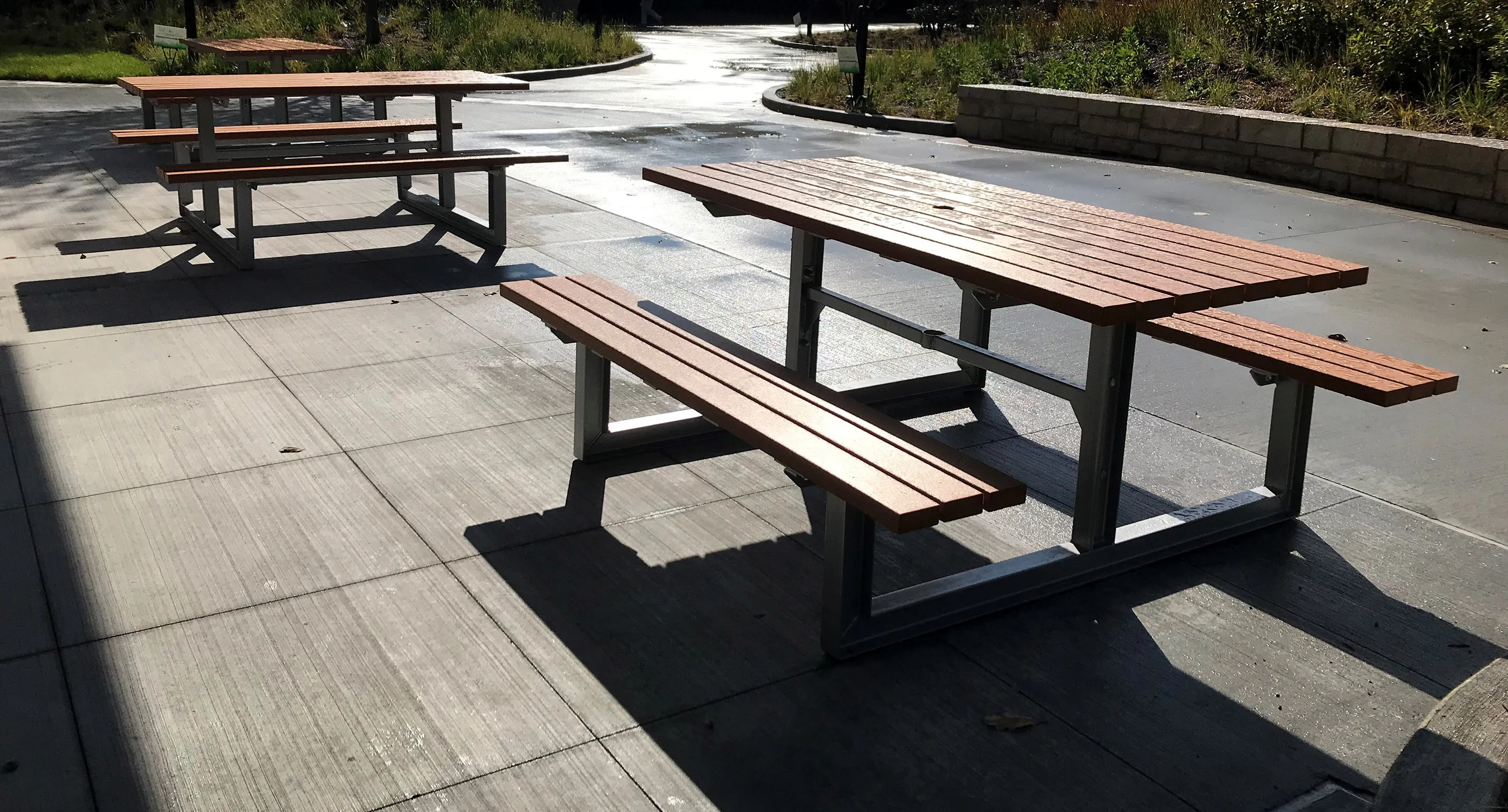 210 Cluster Seating - Maglin